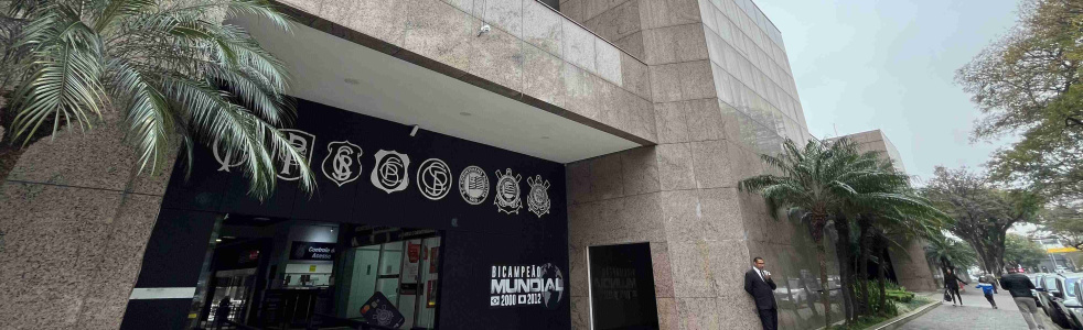 Virou obrigação do Corinthians viabilizar a renovação de Memphis Depay