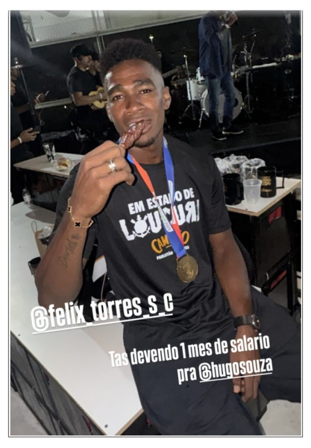 Félix tá devendo um mês de salário