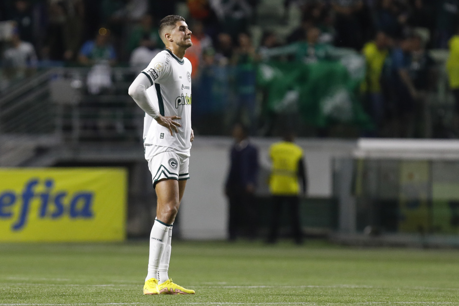 Corinthians faz consulta pelo atacante Pedro Raul, artilheiro do Brasileiro