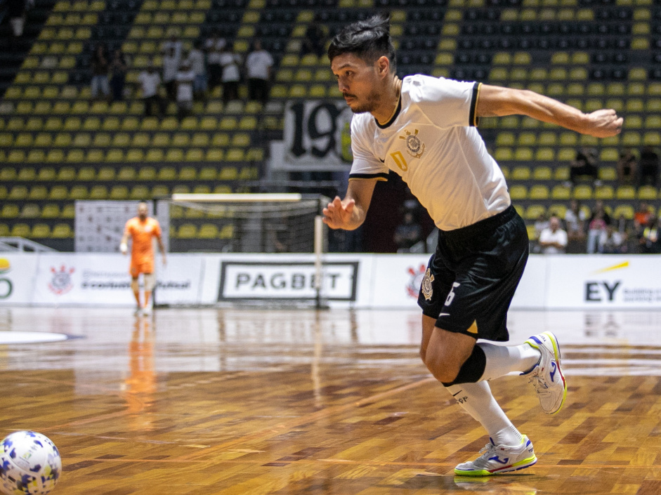 Daniel Japonês comemora estreia pelo Corinthians e crava busca por ...