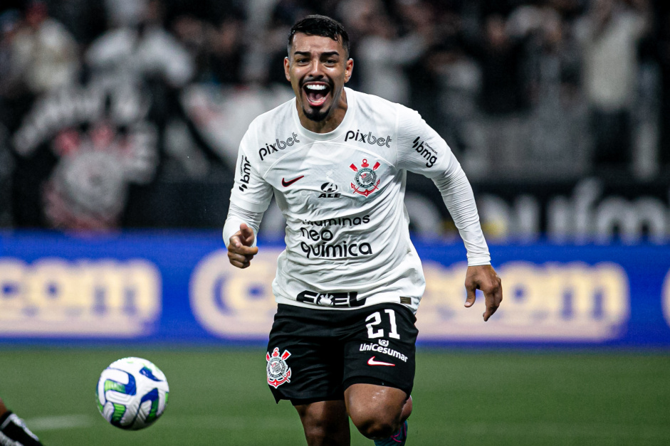 Matheus Bidu marca primeiro gol com a camisa do Corinthians
