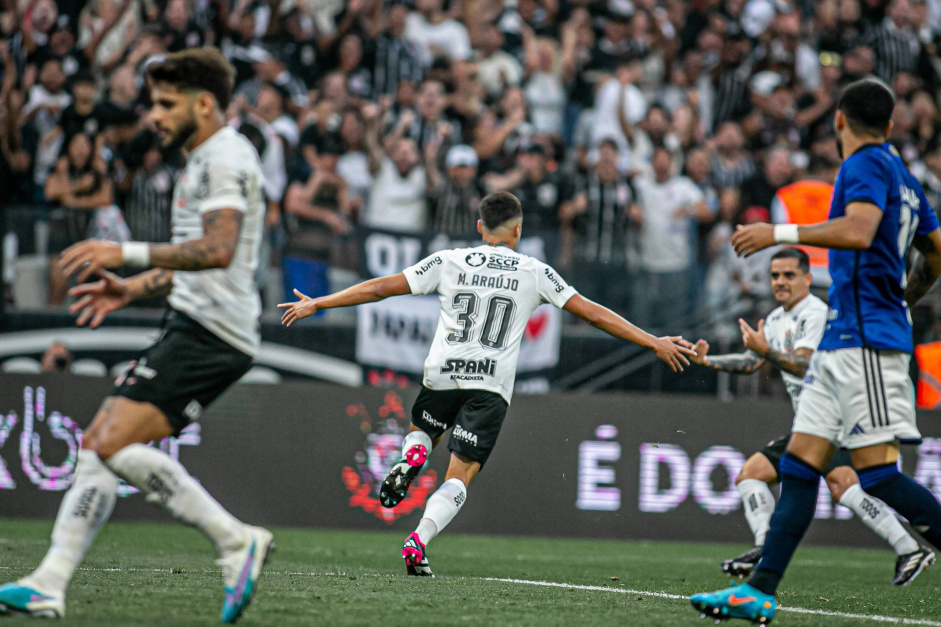 Corinthians busca melhorar o aproveitamento na Arena em estreias no Brasileirão; veja o retrospecto
