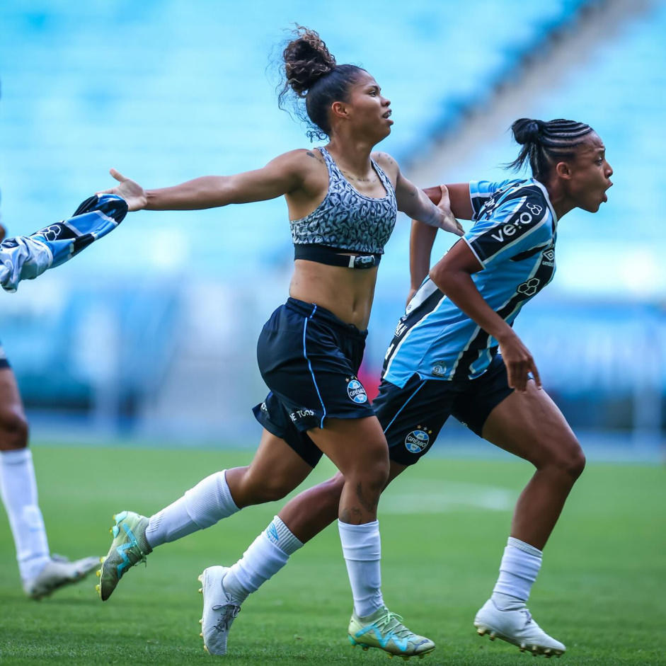 Corinthians coloca meio-campista destaque do Grêmio na mira para ...