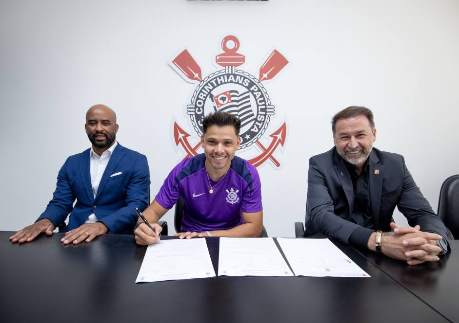 Corinthians oficializa renovação de Ángel Romero; saiba detalhes