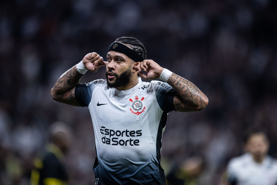 Memphis marca pela primeira vez no ano em vitória do Corinthians; veja o ranking