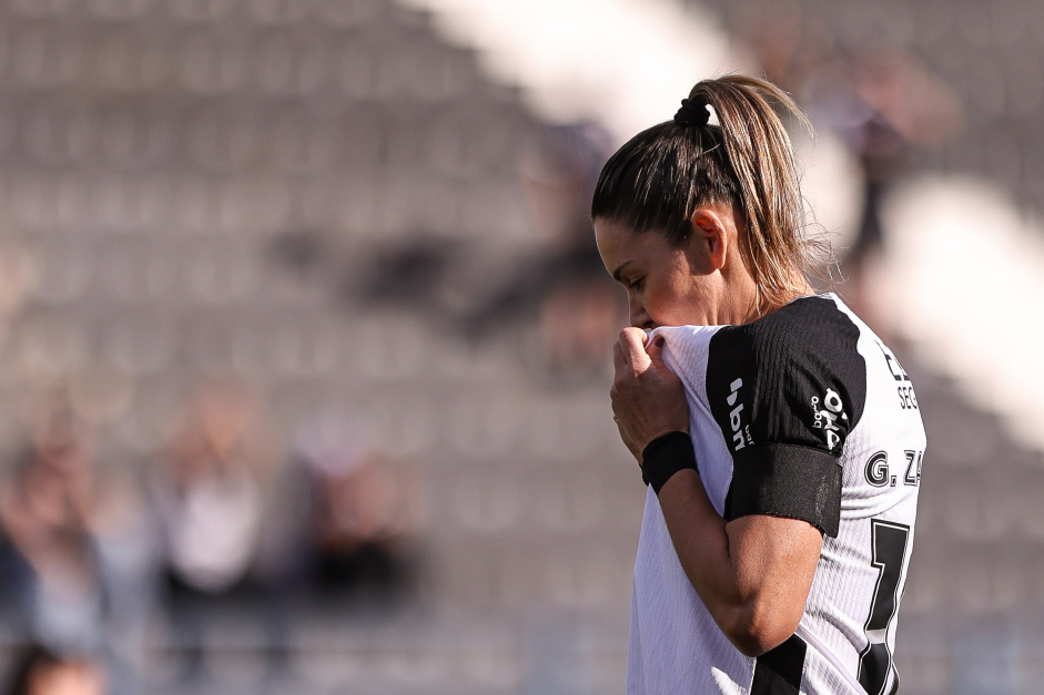 Gabi Zanotti ultrapassa Adriana e sobe no ranking histórico de ...