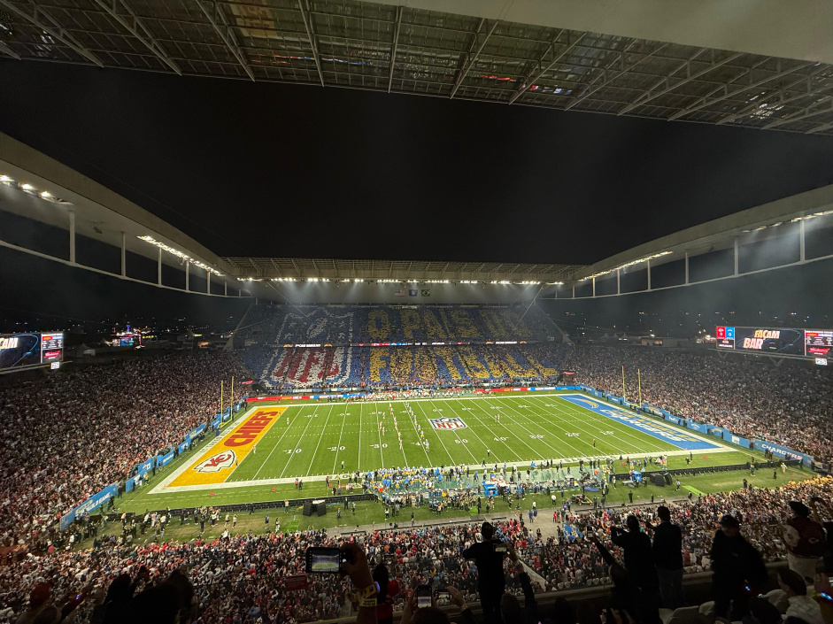 Artistas e referências ao Corinthians: veja como foi a festa da NFL na ...