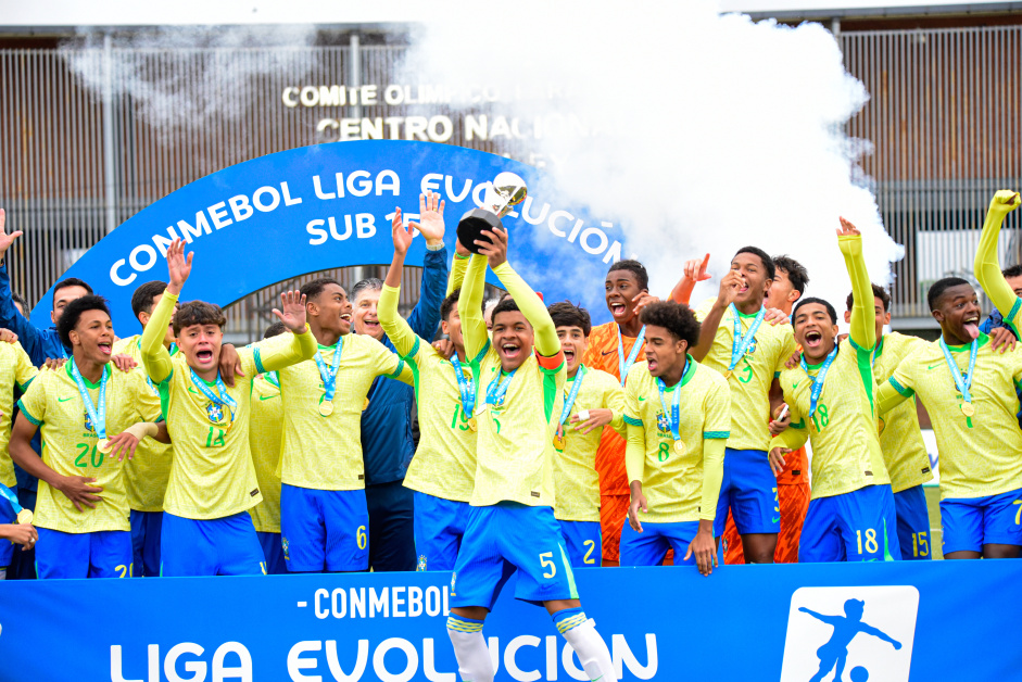Dupla do Corinthians brilha em título da Seleção Brasileira Sub-15