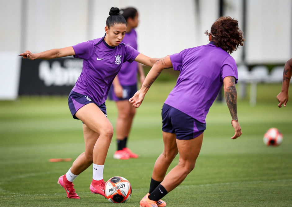 Corinthians faz trabalhos técnicos no CT Joaquim Grava em preparação ...