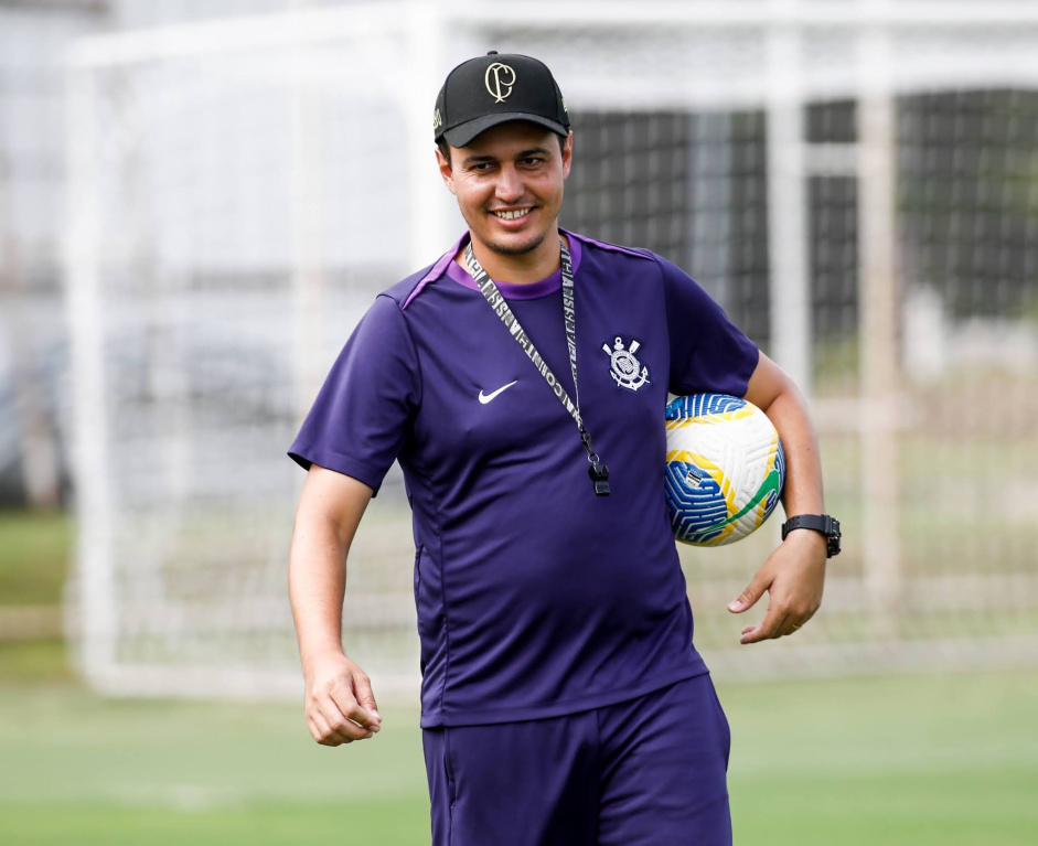 Técnico do Corinthians faz piada com o Vasco ao projetar reta final do ...