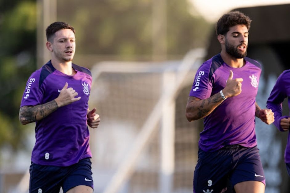 Volante atualiza situação física de Garro e Yuri Alberto após treino às ...