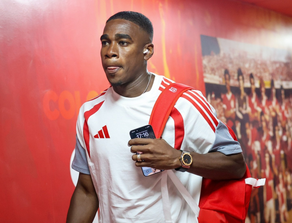 Zagueiro emprestado pelo Corinthians estreia com gol no Campeonato Gaúcho