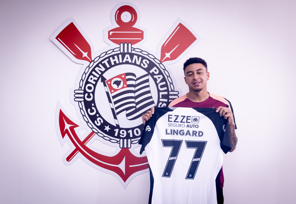 Corinthians anuncia a contratação do inglês Jesse Lingard
