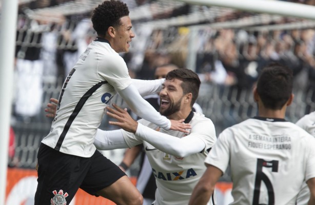 TOP5- Confira os gols mais bonitos do Timão no Campeonato Brasileiro