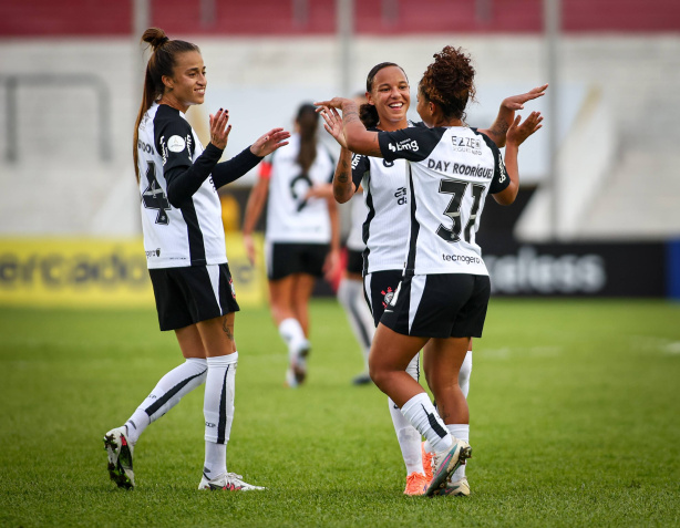 Corinthians' women's team scores over 100 goals in 2025 | News Minimalist