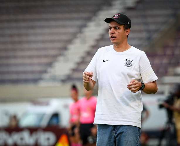 Diretora do Corinthians fala com exclusividade sobre renovações e ...