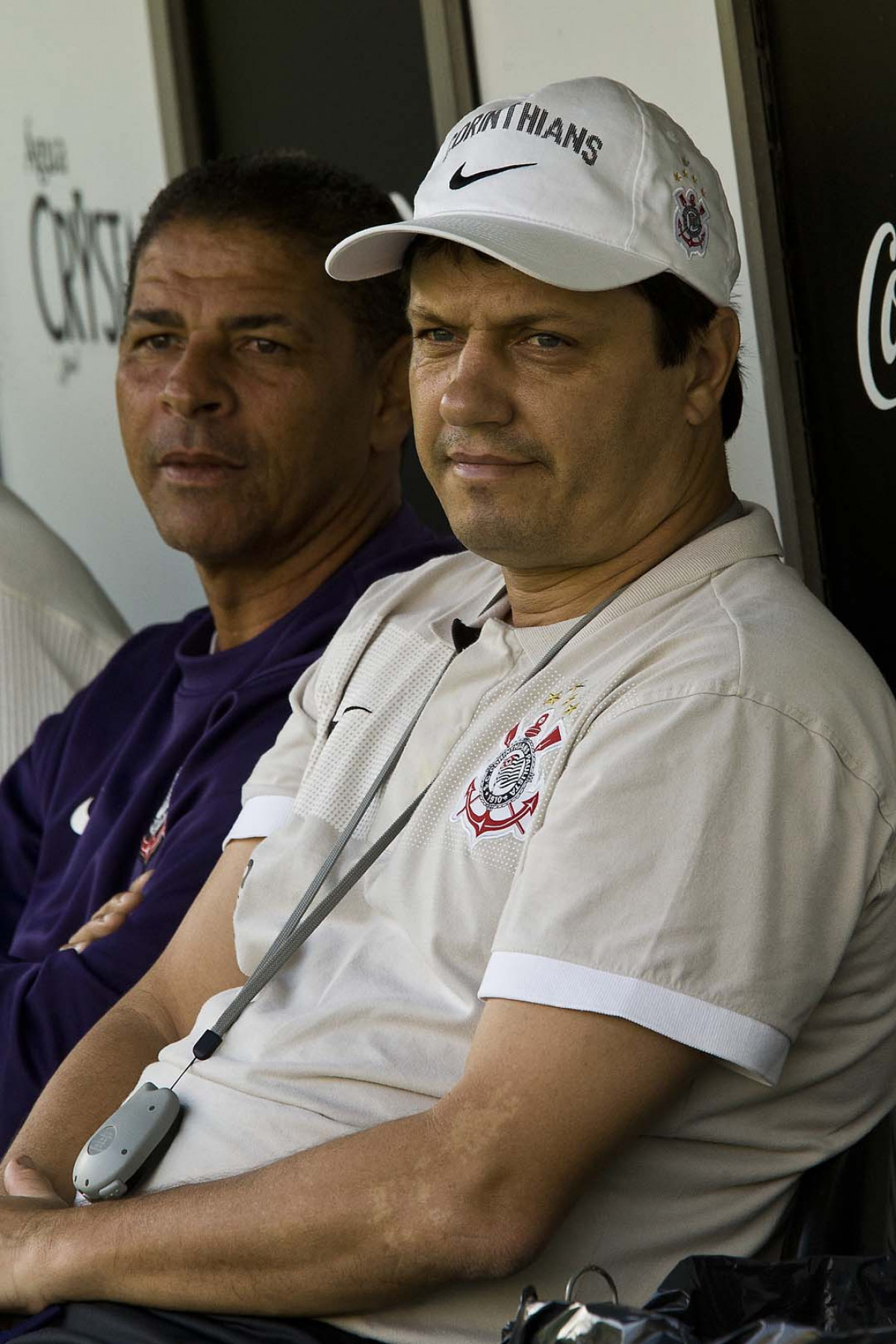Os técnicos Adilson Batista e José Augusto, do Corinthians sub-18 ...
