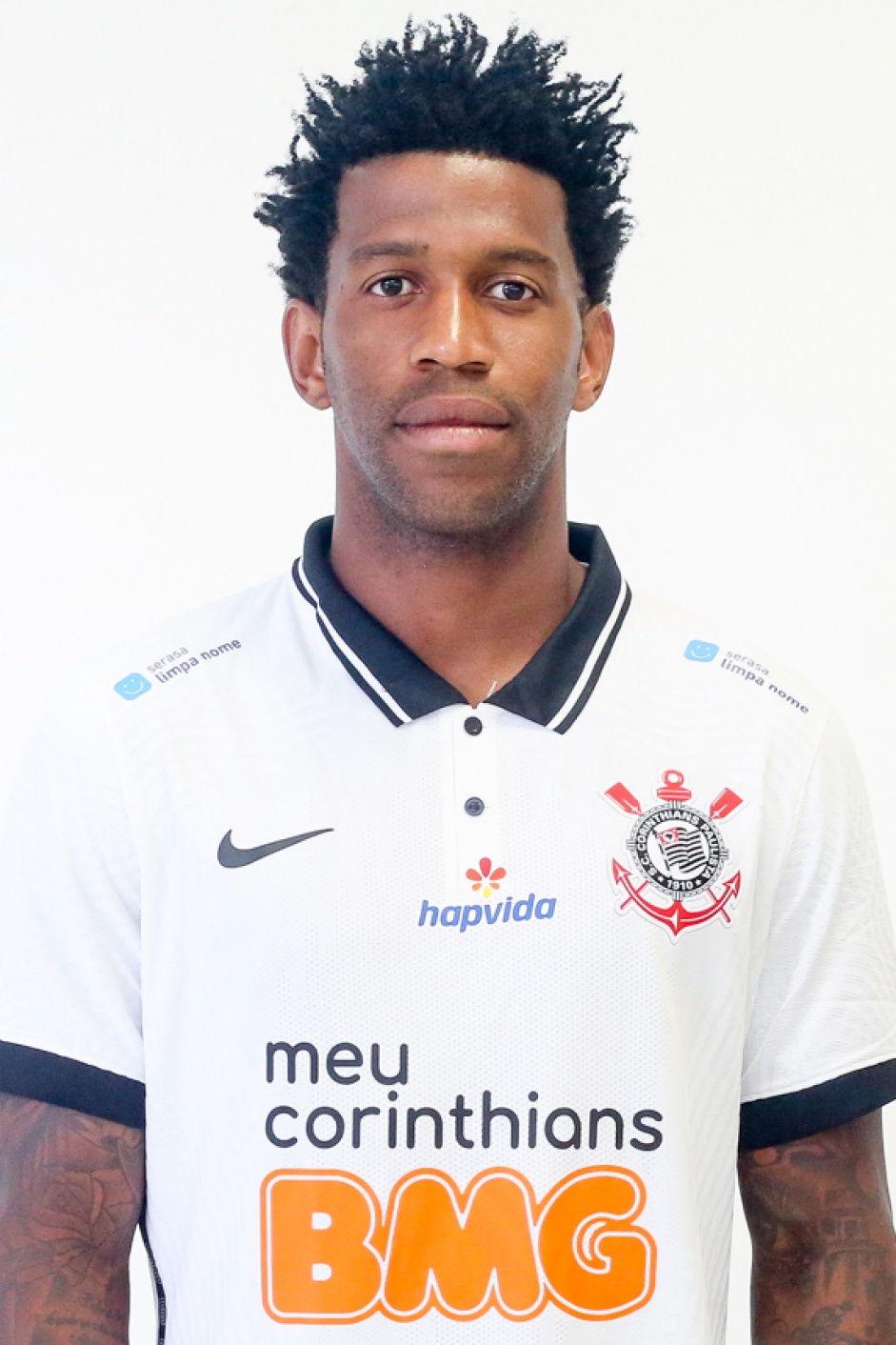 Fotos 3x4 com a camisa do Corinthians modelo 2020-2021: Gil