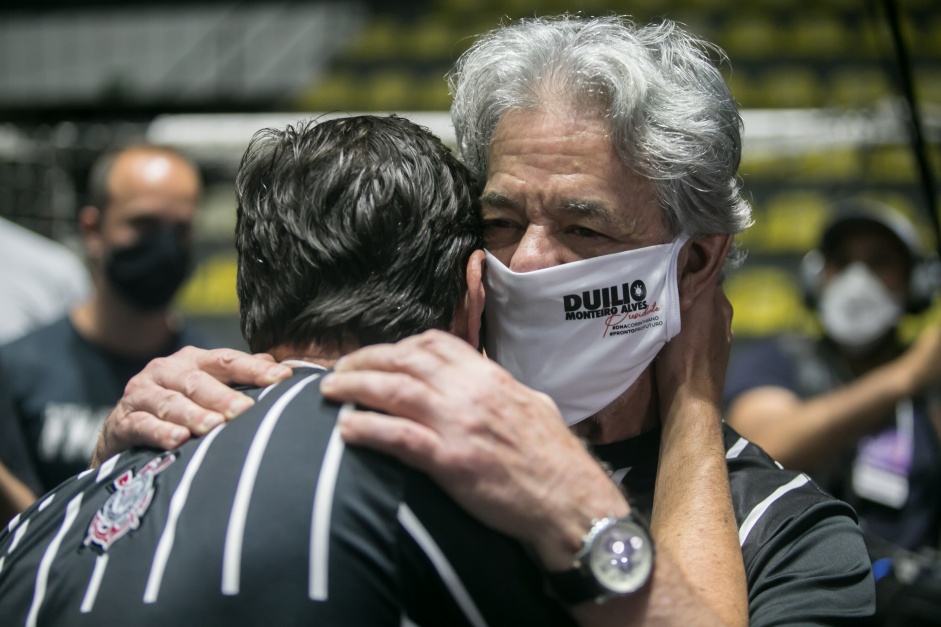 Duílio é o novo presidente do Corinthians