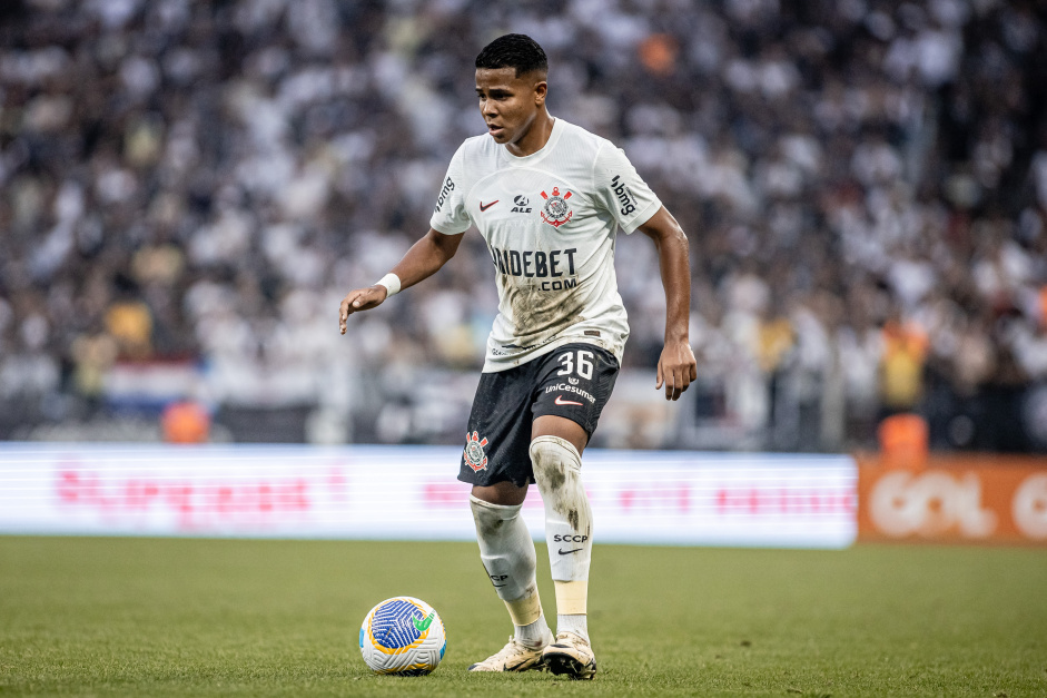 Wesley durante jogo do Corinthians