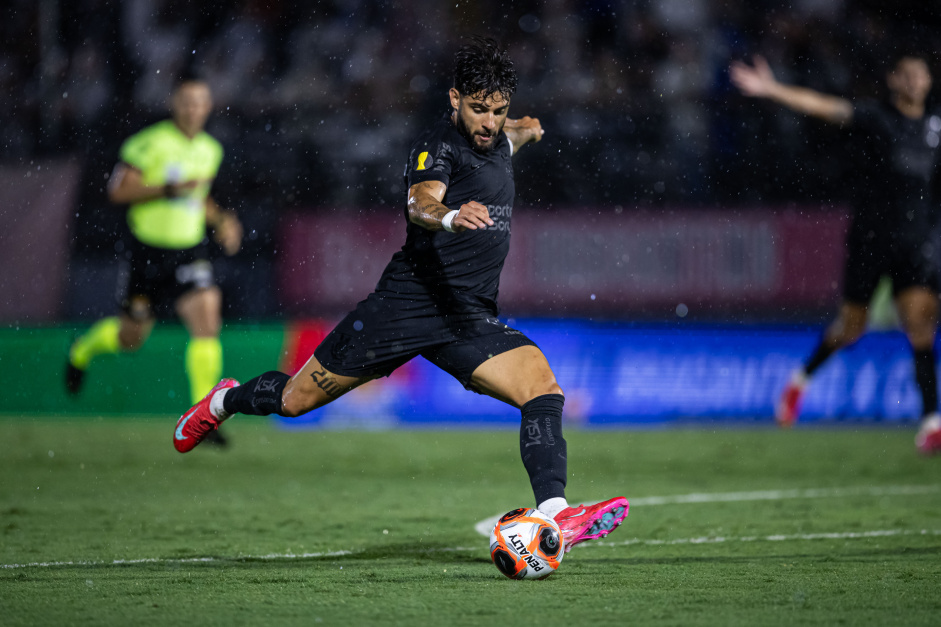 Yuri Alberto durante jogo do Corinthians contra o Red Bull Bragantino