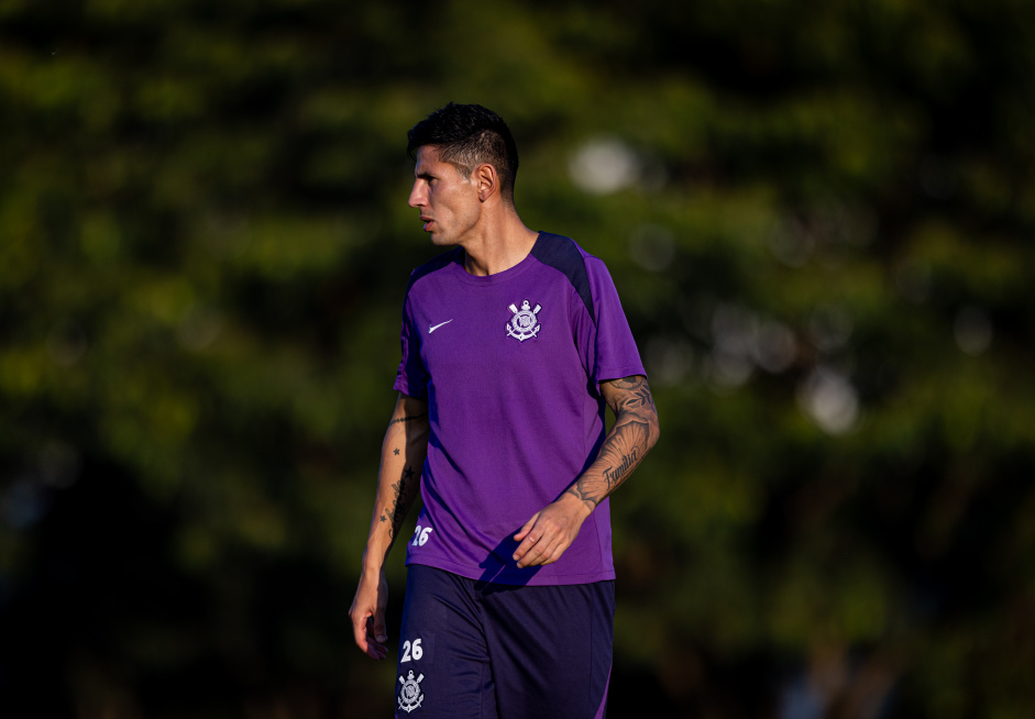 Fabrizio Angileri durante treino do Corinthians