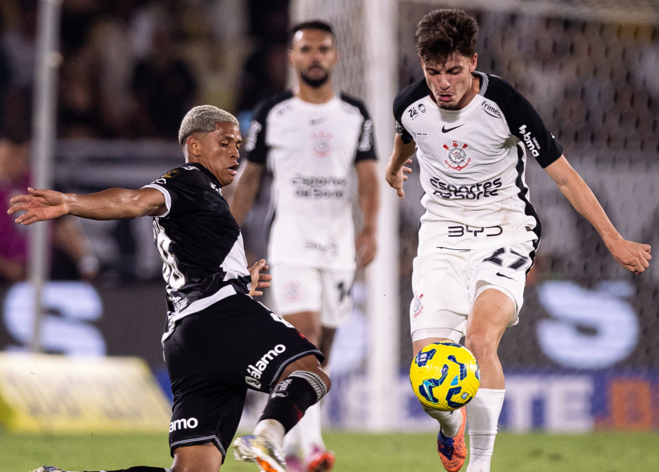 Breno Bidon foge de carrinho em final de Copa do Brasil